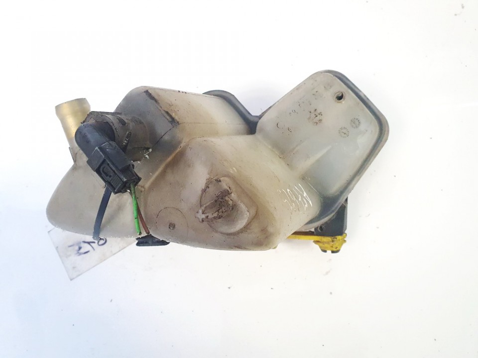 1685000249 used Expansion Tank coolant (RADIATOR EXPANSION TANK BOTTLE ...