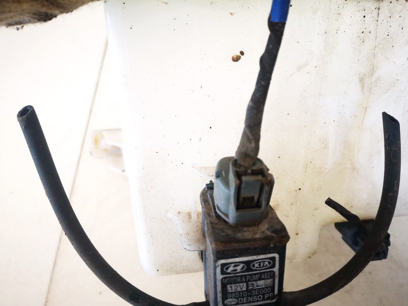 985103e000 98510-3e000 Windshield Windscreen Washer Pump Kia Carens ...