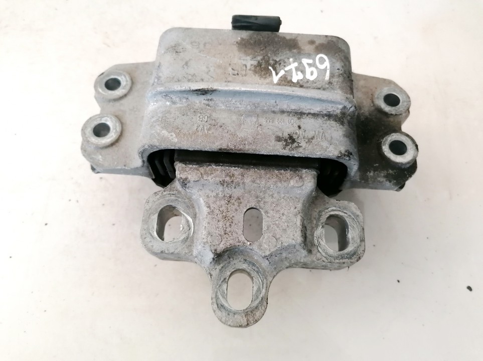 3c0199555 used Engine Mounting and Transmission Mount (Engine support ...