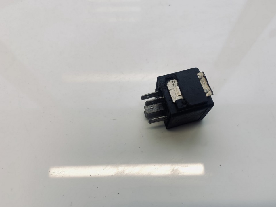 vf445f11 vf4-45f11 Relay module Nissan Altima 1999 2.4L - EIS01281123 ...