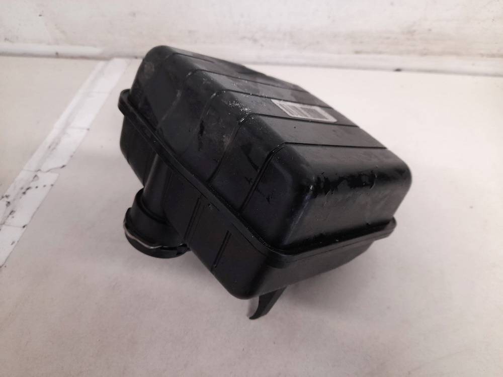 1371851224901 13718512249-01, 8512249 Intake Resonator (Air Box Exhaust ...