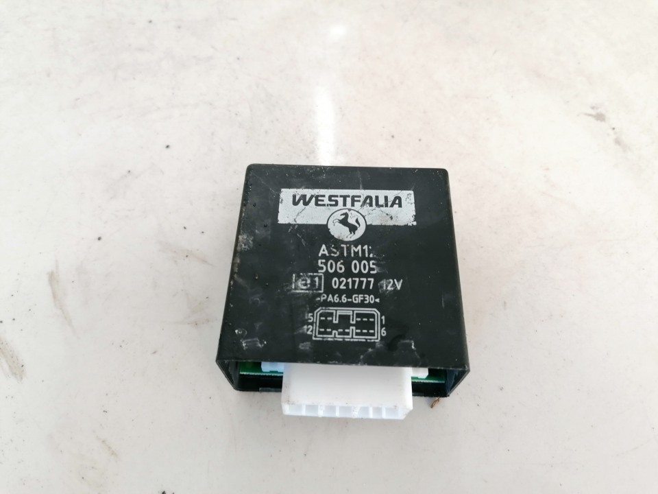 e1021777 used Tow bars relay (Trailer Module) Volkswagen Passat 1998 1 ...