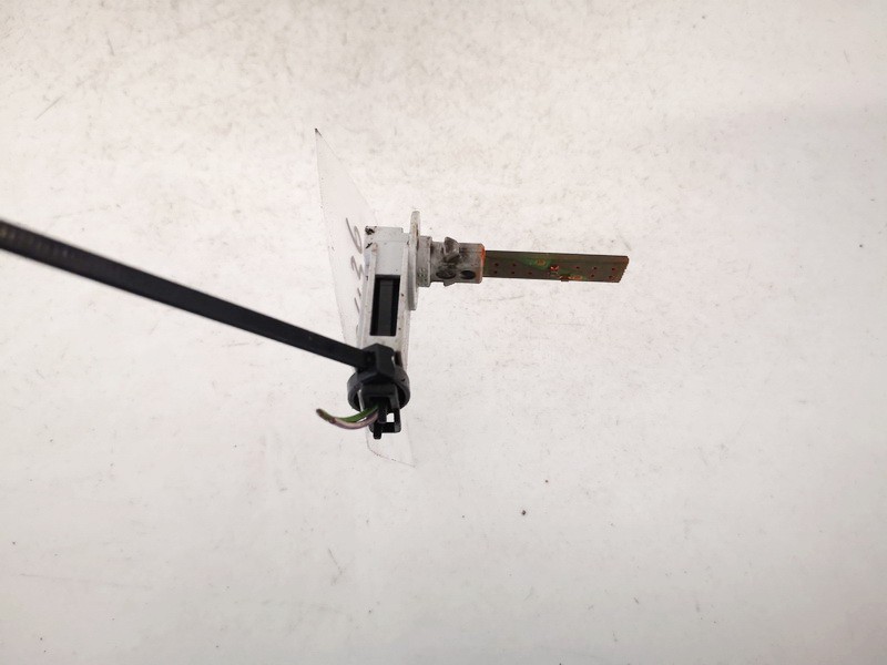 3d0907543a used Intake Air Temperature Sensor (Cabin Air Temperatur ...