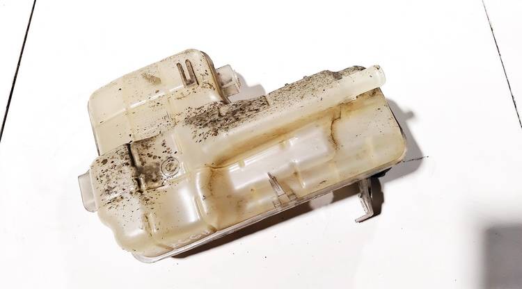 8200544114 used Expansion Tank coolant (RADIATOR EXPANSION TANK BOTTLE ...