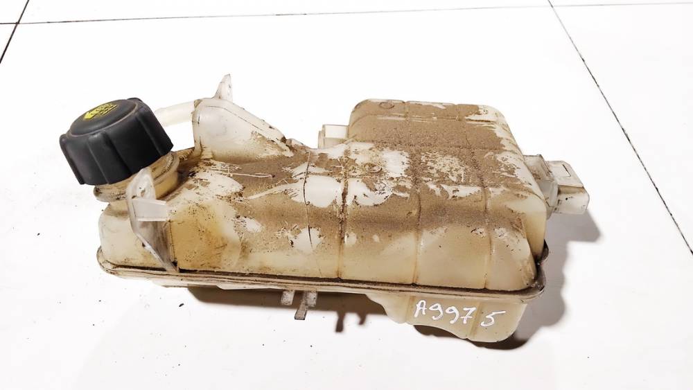 8200544114 used Expansion Tank coolant (RADIATOR EXPANSION TANK BOTTLE ...