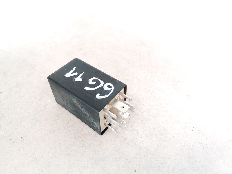 3A0927181 61233005 Relay module Audi A4 1996 1.9L - EIS01191262 | Used ...