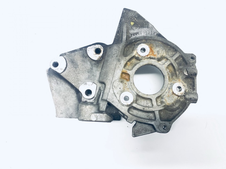 8200139366 Renault Megane 1999 Engine Mount Bracket and Gearbox Mount ...