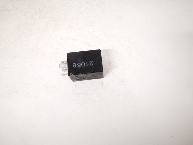 357955531 99 Relay module Volkswagen Passat 1997 2.0L - EIS01541320 ...