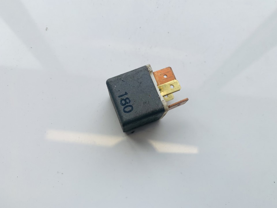 191937503 used Relay module Skoda Fabia 2000 1.6L - EIS01341322 | Used ...