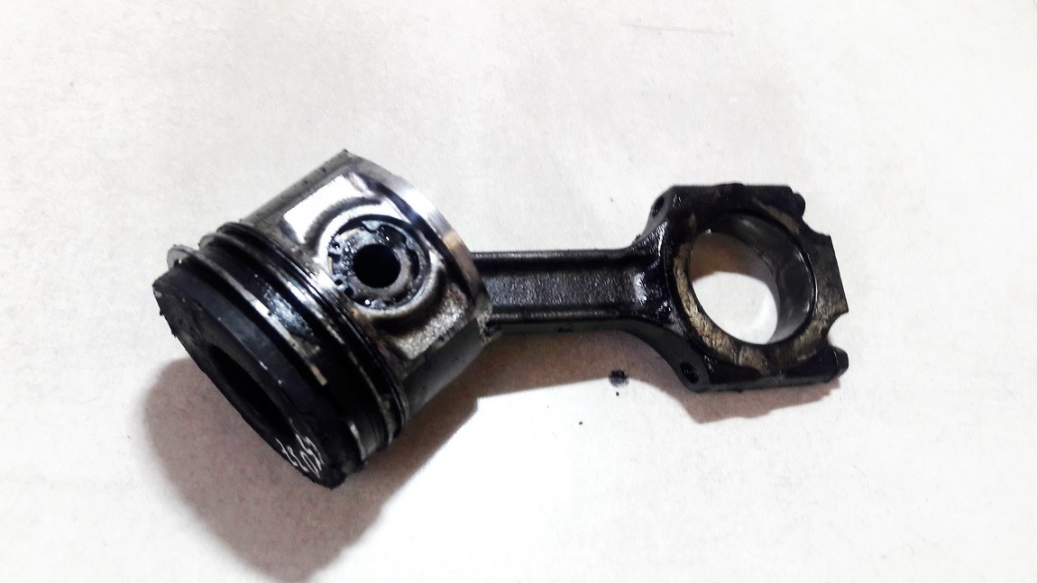 Alfa-Romeo 156 1999 Piston and Conrod (Connecting rod) | EuroImpex