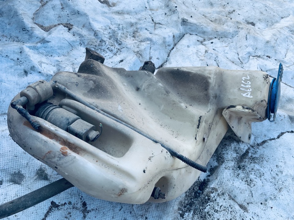 4b0955453k used Windshield Washer Reservoir tank (WASHER BOTTLE) Audi ...