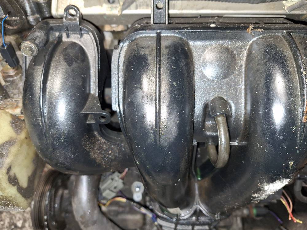 1906051931 used Intake manifold (Inlet Manifold) Mazda 6 2006 1.8L ...