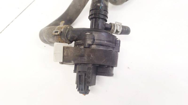 A2118350028 3130591163 Auxiliary Coolant Water Pump (Heater Core ...