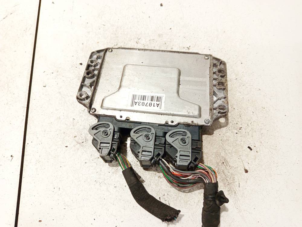 v29007502a 237100858r ECU Engine Computer (Engine Control Unit) Renault ...