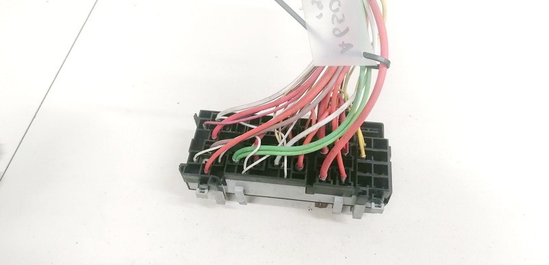 7703297193 USED Fuse box Renault Scenic 1999 1.9L - EIS01241463 | Used ...