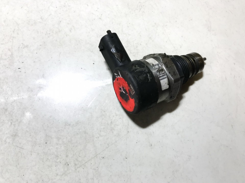 0281002507 used FUEL RAIL HIGH PRESSURE SENSOR Opel Vectra 2005 1.9L ...