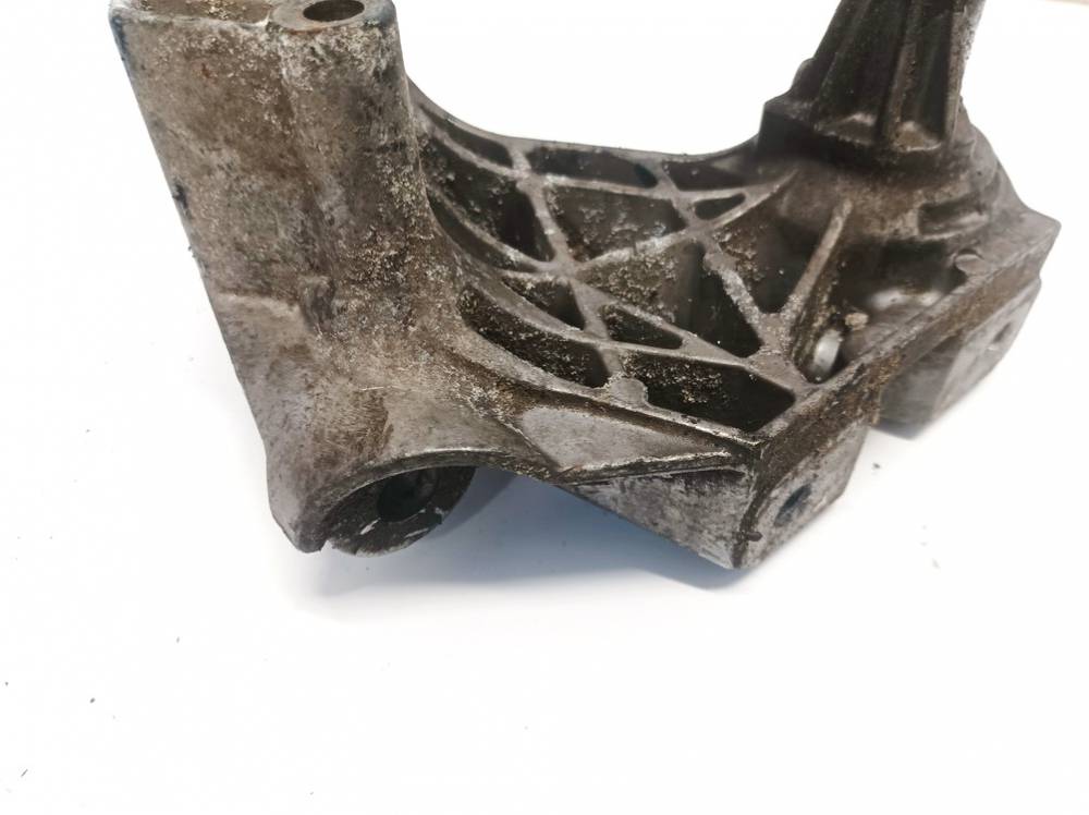038199207h used Engine Mount Bracket and Gearbox Mount Bracket Skoda ...