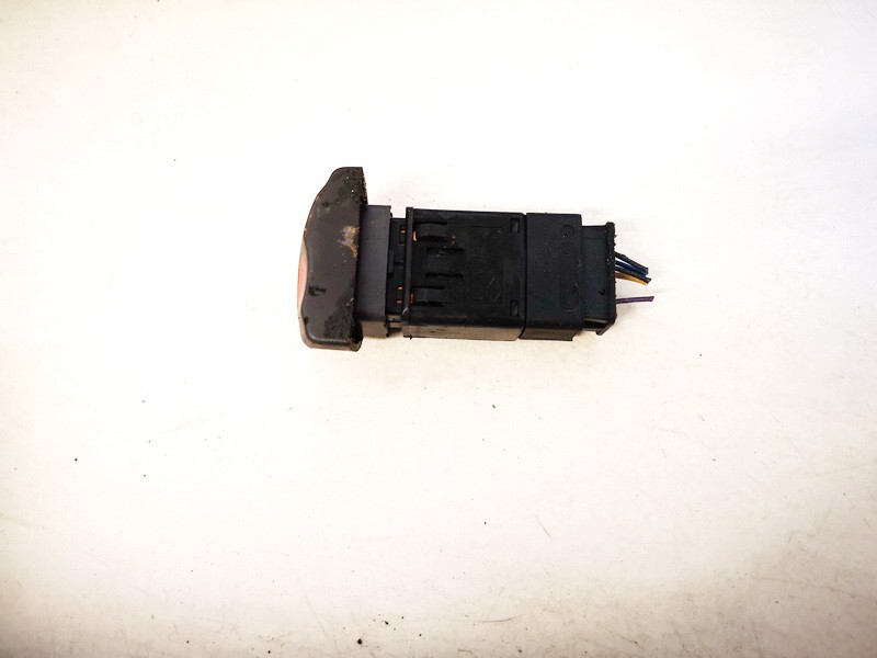 25177 Renault Scenic 2002 Hazard switch | EuroImpex