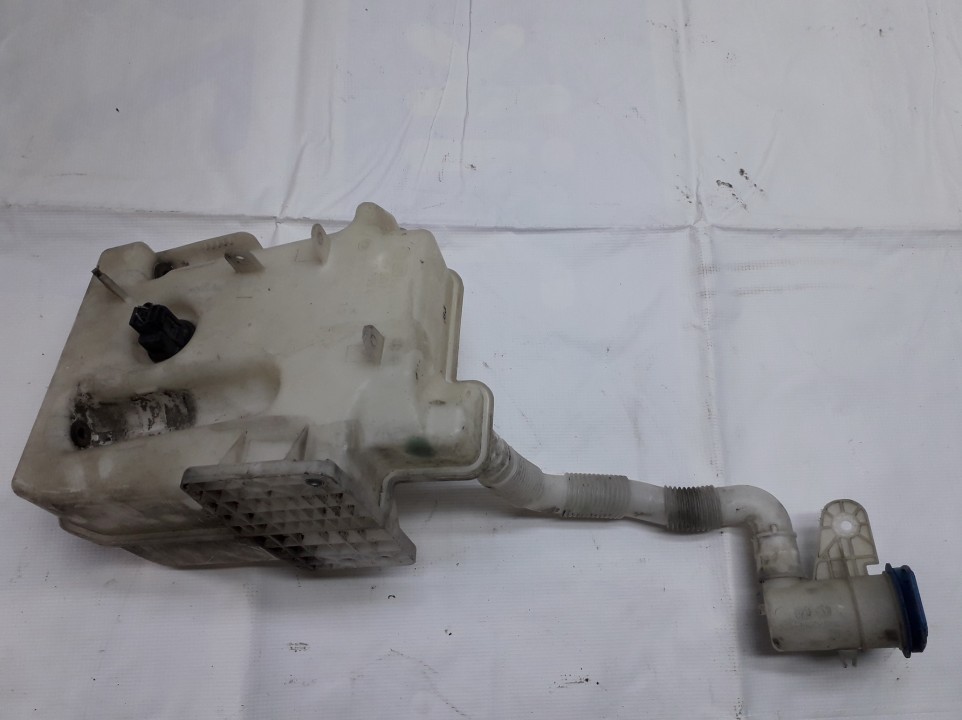 1K0955453 1K0955453R Windshield Washer Reservoir tank (WASHER BOTTLE ...