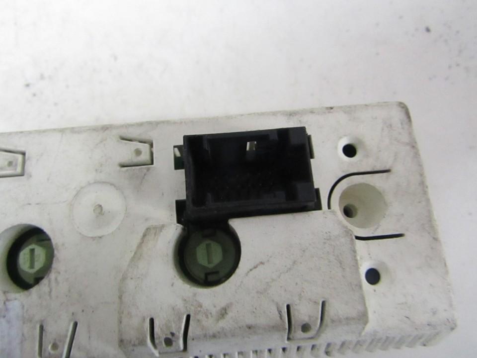 gm24428043 Dashboard Radio Display (Clock,Info Monitor,BORD COMPUTER ...