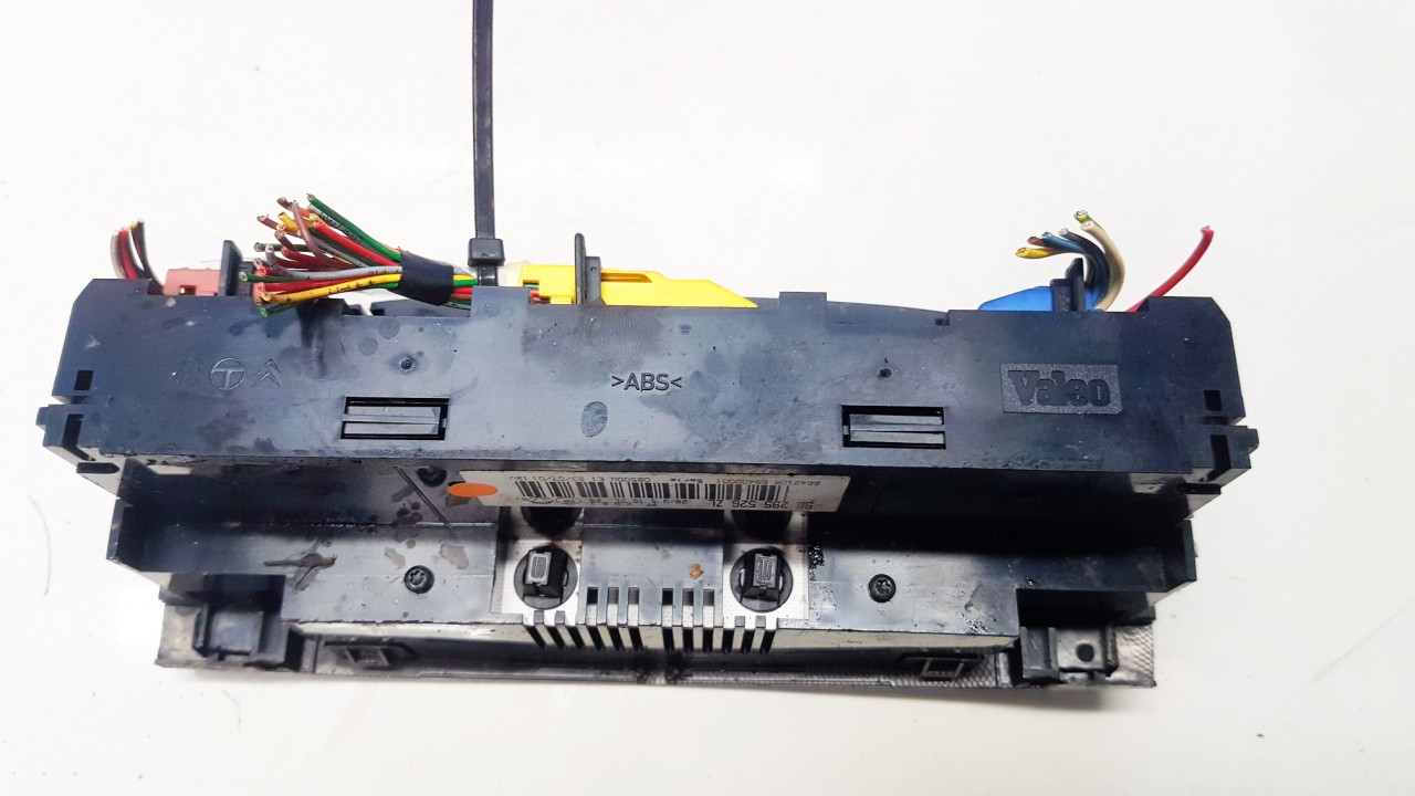 96295526ZL 664210R Climate Control Panel (heater control switches ...