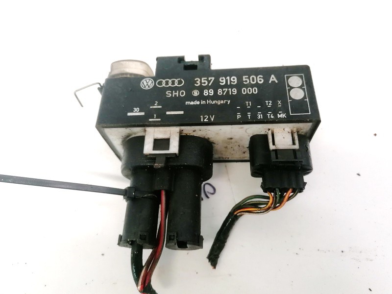 357919506A 898719000 Blower Fan Regulator (Fan Control Switch Relay ...