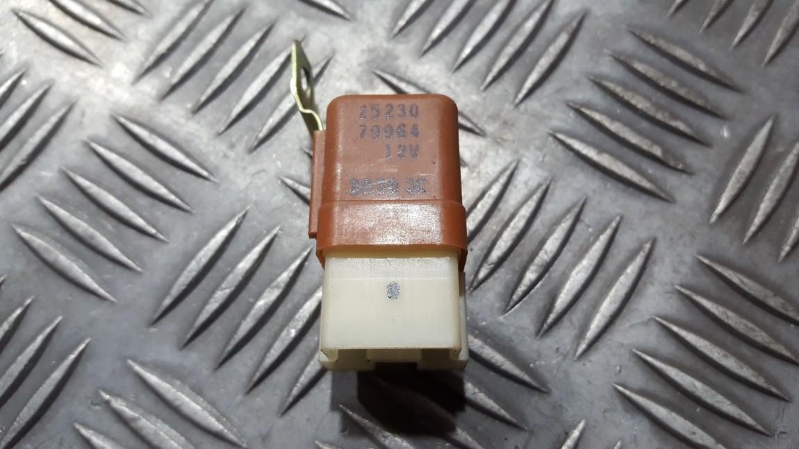 2523079964 USED Relay module Nissan Almera 1997 - EIS00311598 | Used ...