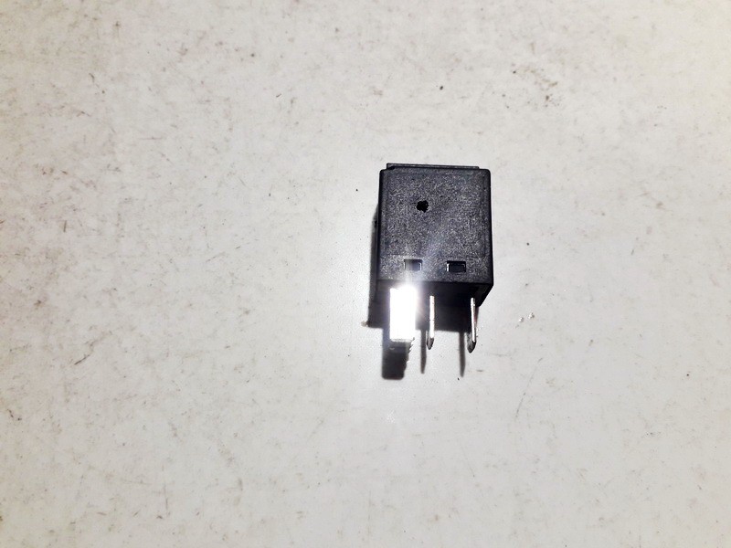 7m0951253c 95vw 10k705 ea Relay module Volkswagen Passat 2007 ...