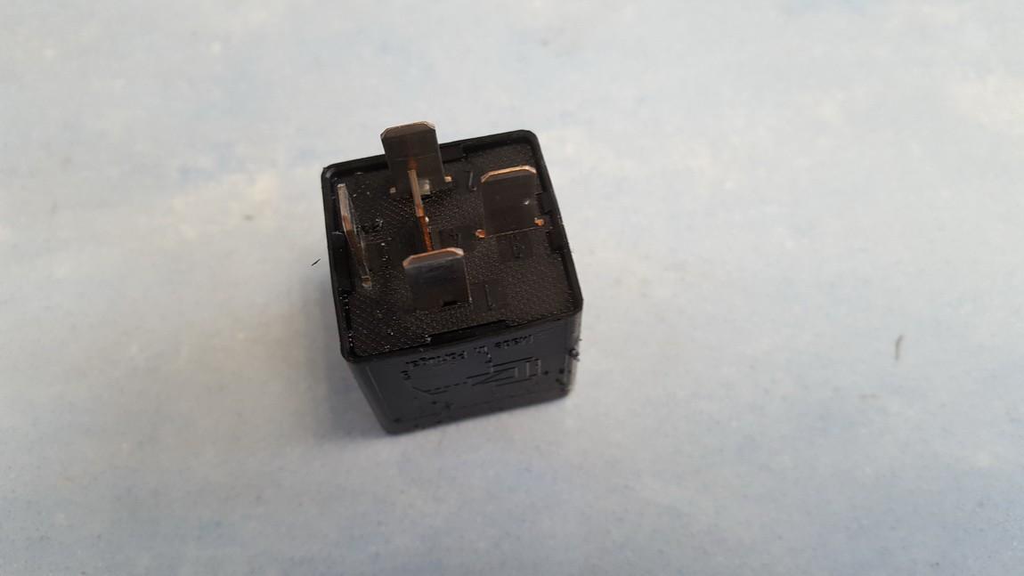 F0AB14B192AA Ford Focus 2002 Relay module | EuroImpex