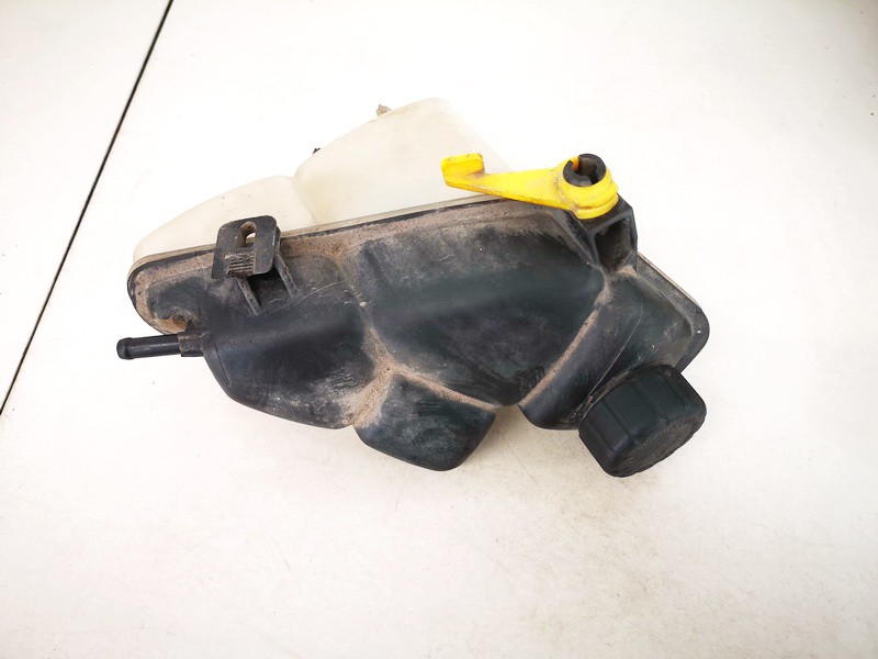 1685000249 used Expansion Tank coolant (RADIATOR EXPANSION TANK BOTTLE ...