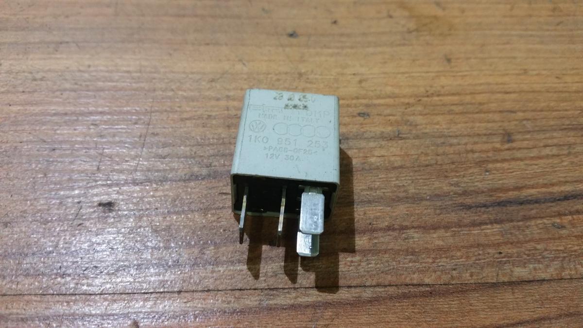 1k0951253 449 Relay module Audi A3 1998 1.6L 9EUR EIS00100173 | Used ...