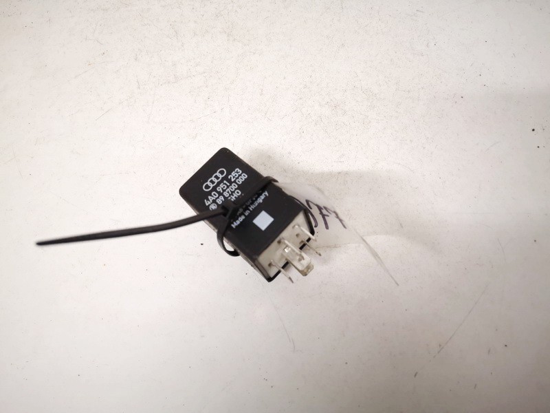 4a0951253 898700000 Relay module Audi A6 2004 2.4L 4EUR EIS01550173 ...