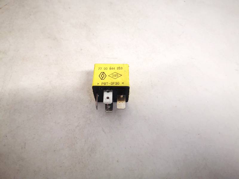 7700844253 used Relay module Renault Scenic 2002 1.9L - EIS01831752 ...