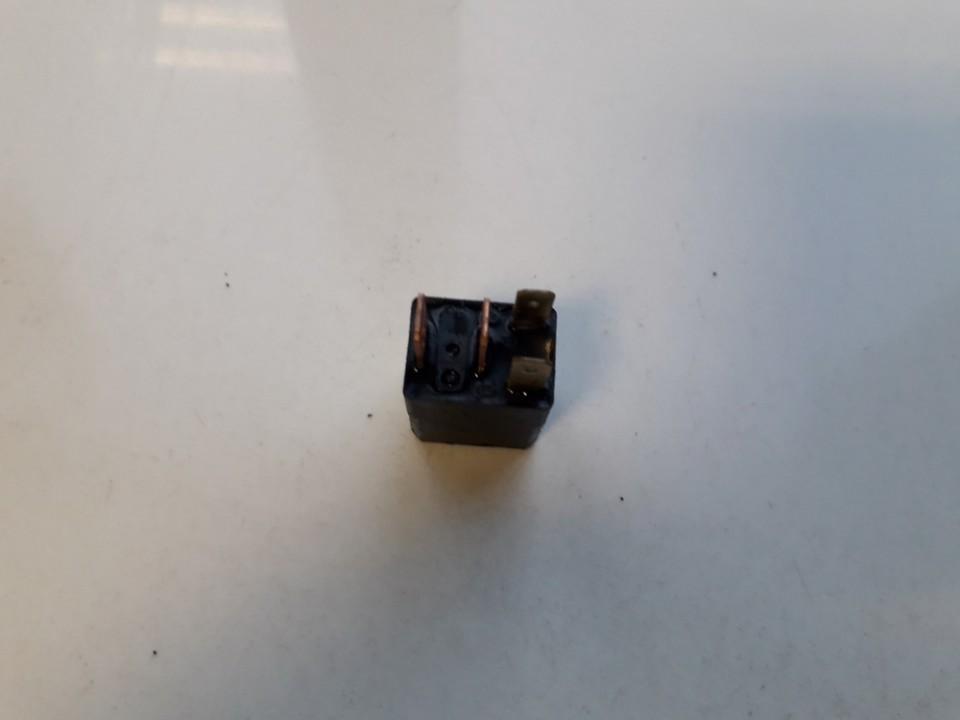 UM4667730 ACM33221M19 Relay module Mazda 5 2008 2.0L 4EUR EIS00691835 ...