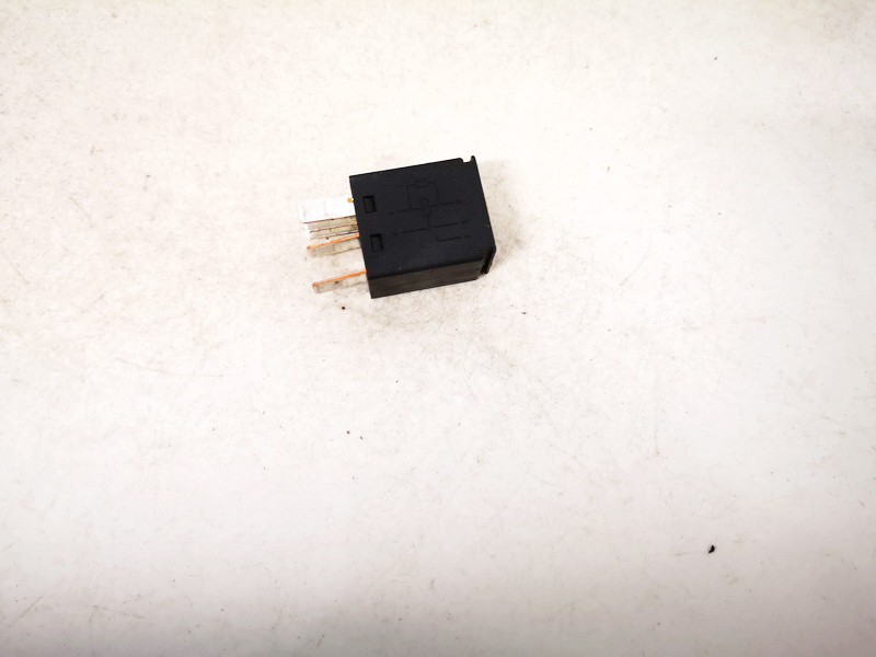 f57b14b192aa f57b-14b192-aa Relay module Ford Focus 2000 1.8L ...