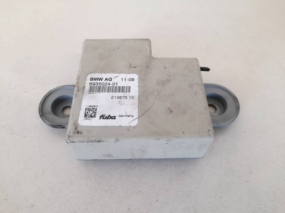 693502401 6935024-01, 21367510 Antenna Module Unit BMW 5-Series 2006 ...
