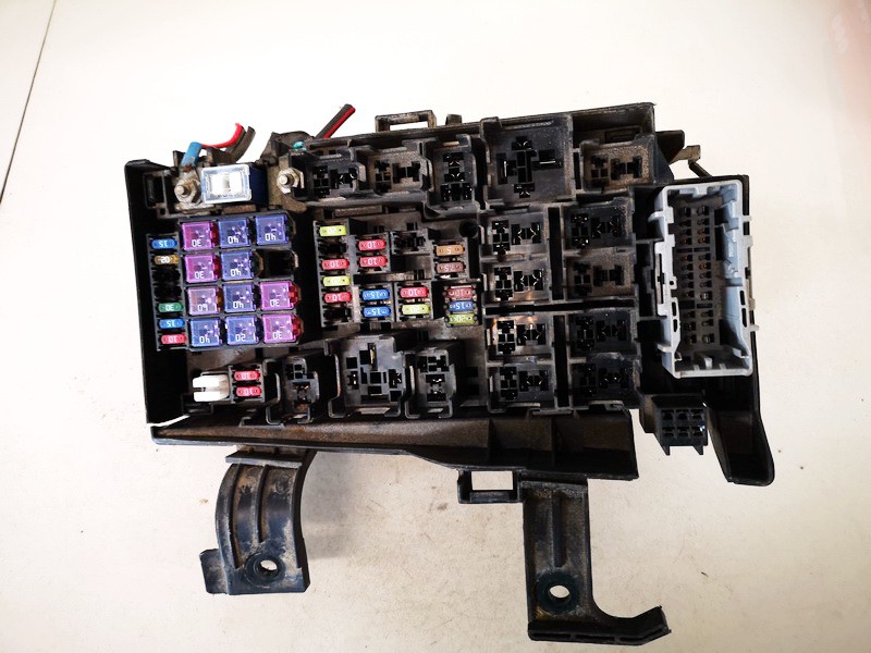 used used Fuse box Mazda 6 2007 2.0L - EIS01221935 | Used Auto Parts Shop