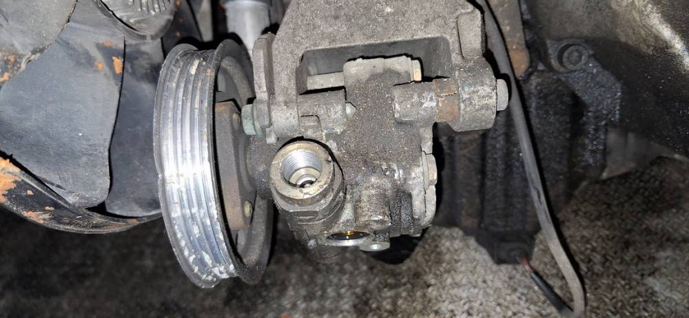 038145255d used Pump assembly - Power steering pump Volkswagen Passat ...