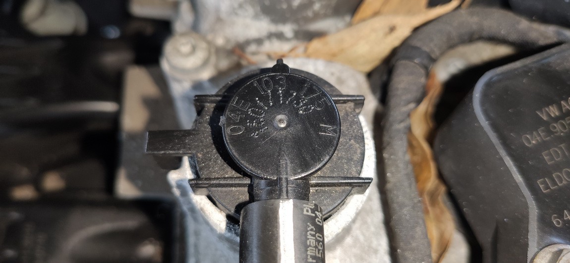 04E103175M Vacuum Control Purge Valve (Solenoid Valve) Skoda Fabia 2019 ...