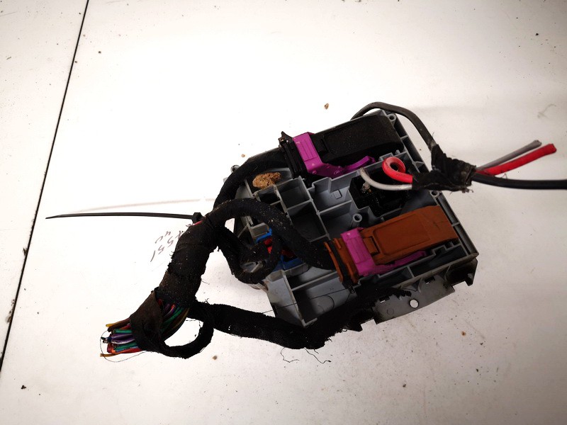 46558759 used Fuse box Alfa-Romeo 147 2001 1.6L 15EUR EIS01501988 ...