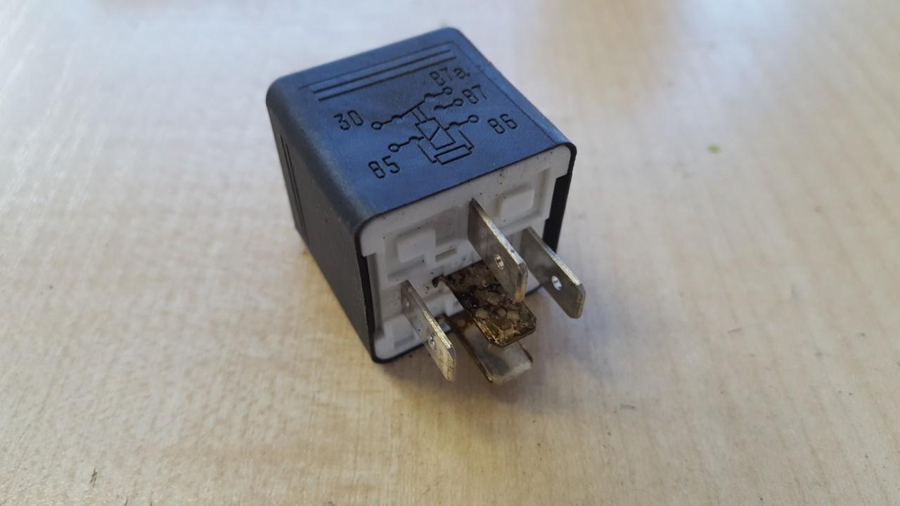F0AB14B192AA F0AB14B192-AA Relay module Ford Windstar 1997 4EUR ...