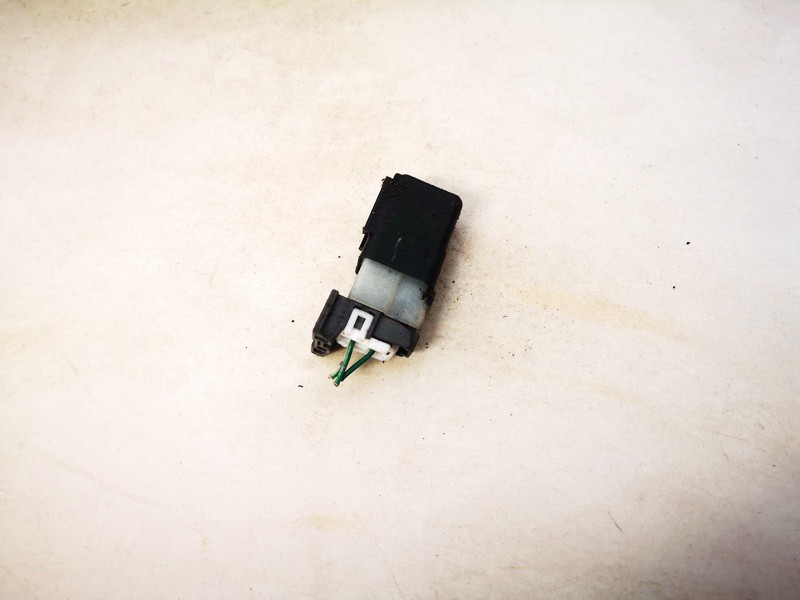 2563079960 used Relay module Nissan Almera Tino 2000 2.2L - EIS01382000 ...