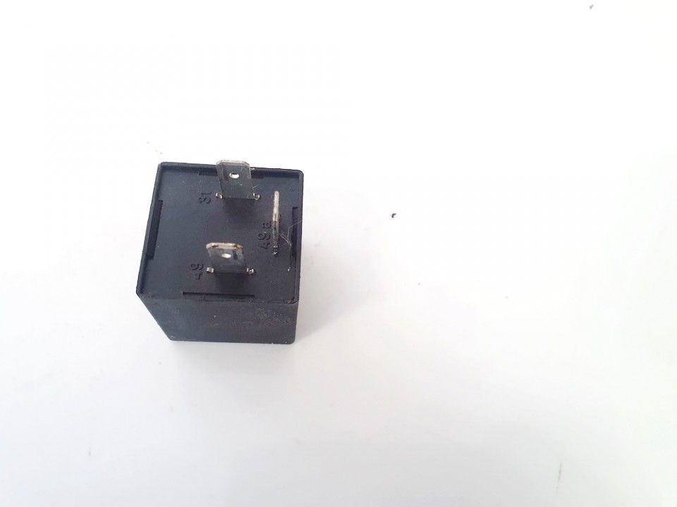 1h0953227 54237009 Relay module Volkswagen Polo 1999 1.9L - EIS01602012 ...