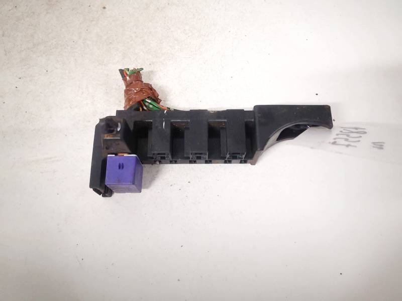 2830028010 28300-28010, 156700-2300 Relay module Toyota Avensis 2003 2 ...