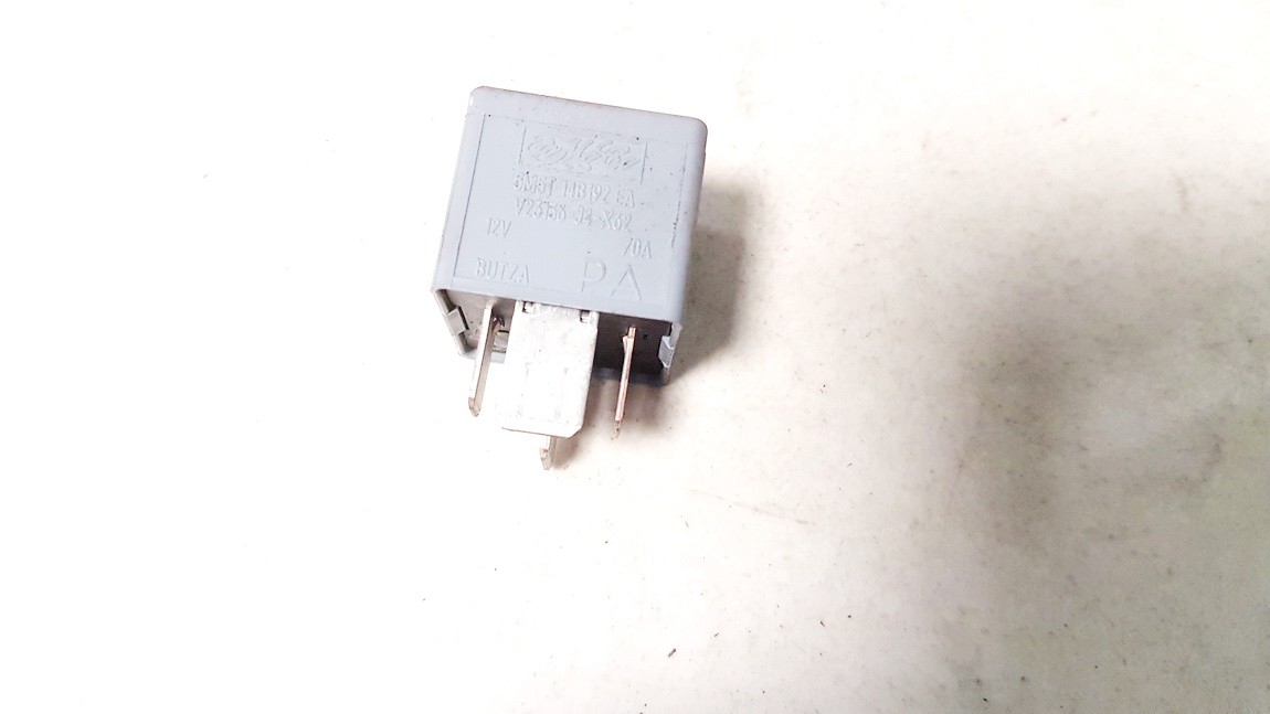 5M5T14B192EA Ford Kuga 2009 Relay module | EuroImpex