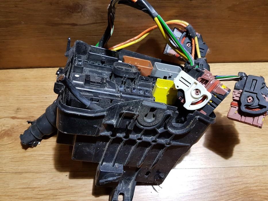 9667199780 Fuse box Citroen C3 Picasso 2010 1.6L - EIS00142033 | Used ...