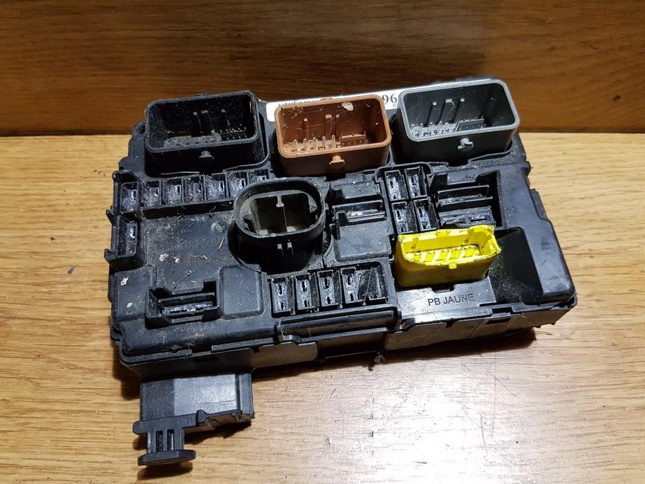 9667199780 Fuse box Citroen C3 Picasso 2010 1.6L - EIS00142036 | Used ...