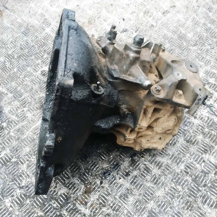 f17 used Gearbox Opel Astra 2001 1.7L - EIS00970204 | Used Auto Parts Shop