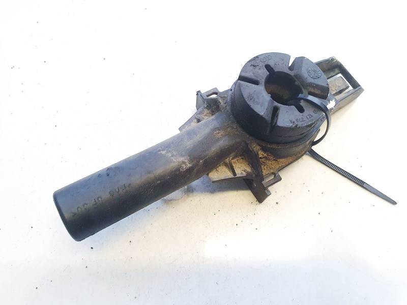 8k0121276a 8k0805201 Radiatoriaus tvirtinimo laikiklis (elementas) Audi ...