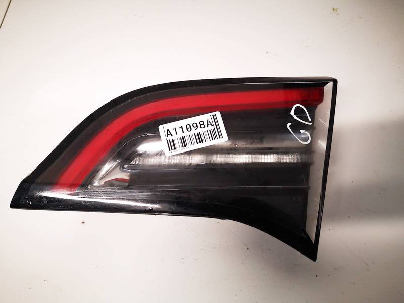 150208900B Tesla Model Y 2024 Heckleuchte komplett innen, Hinten Rechts ...